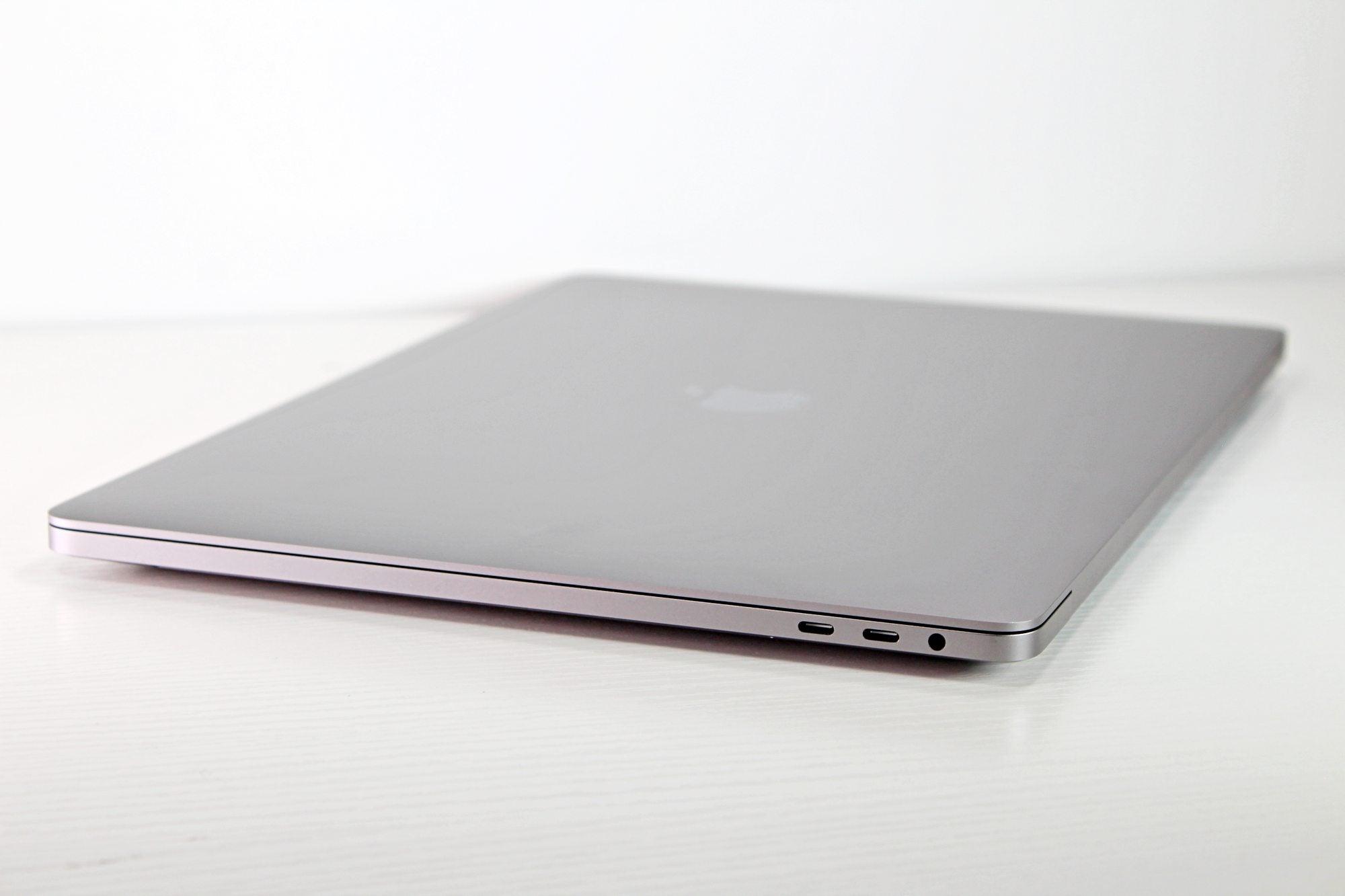 Apple MacBook Pro 16 inch i9 2.4 GHz i9 64GB 8TB SSD (Space Apple MacBook Pro 16 inch i9 2.4 GHz i9 64GB 8TB SSD (Space
